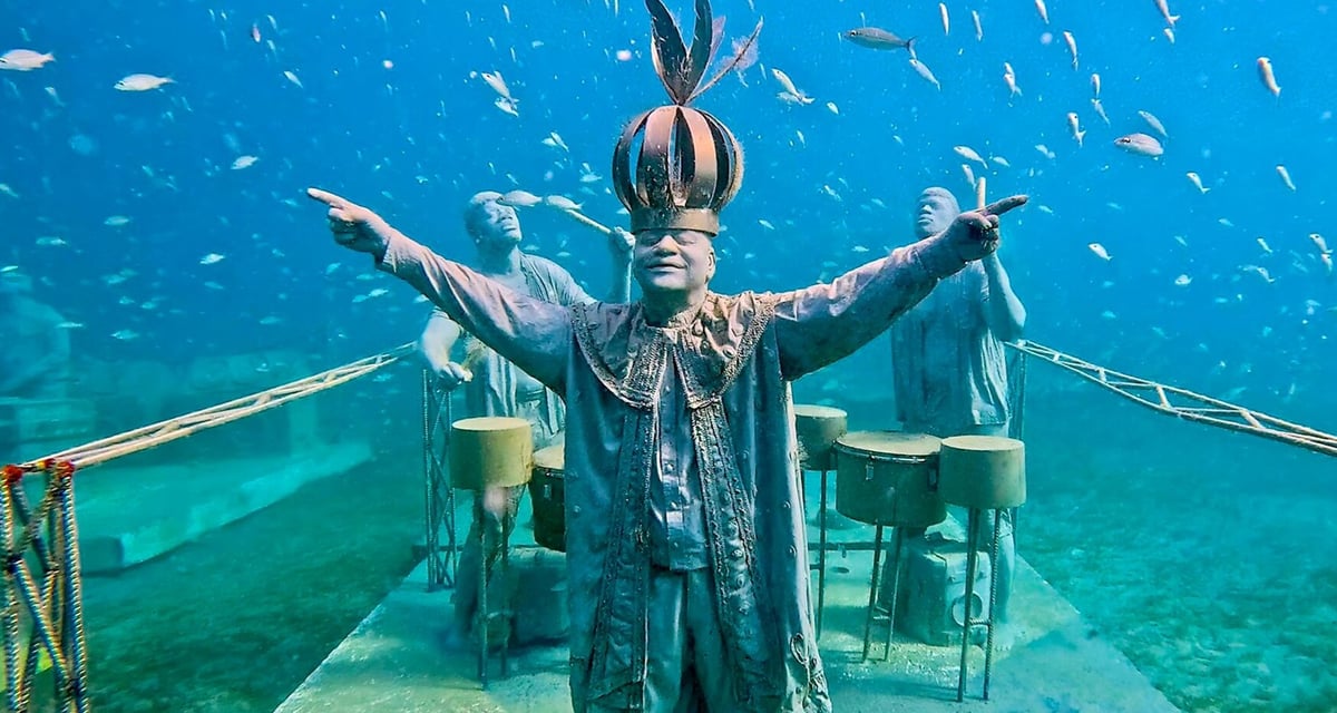 Under SXM: Caribbean Sculpture Snorkeling Adventure